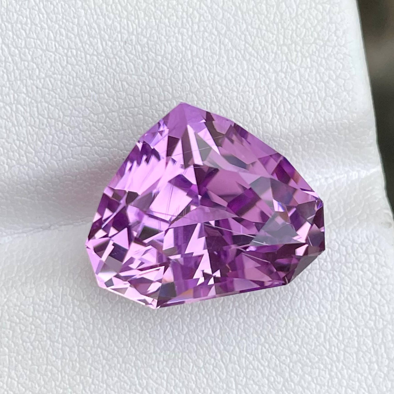 Kunzite Stone For Sale, Price, Value, Benefits, Colors | Gandhara Gems ...